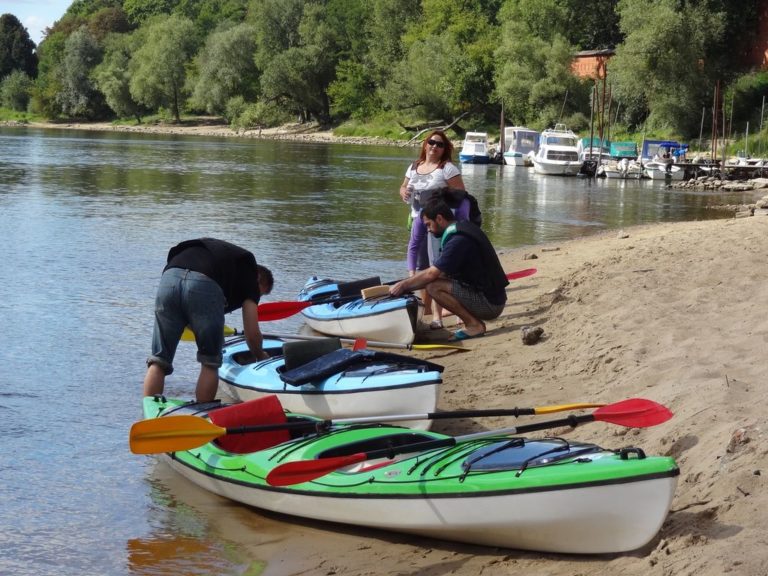 Spływ kajakowy trzema rzekami: Wkra - Narew - Wisła